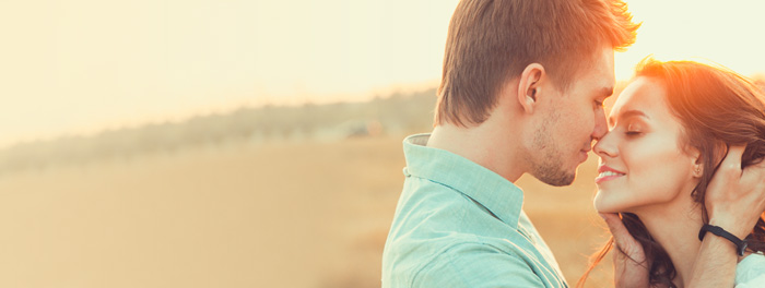 How to kiss: The Do’s and Don’ts to puckering up | EliteSingles